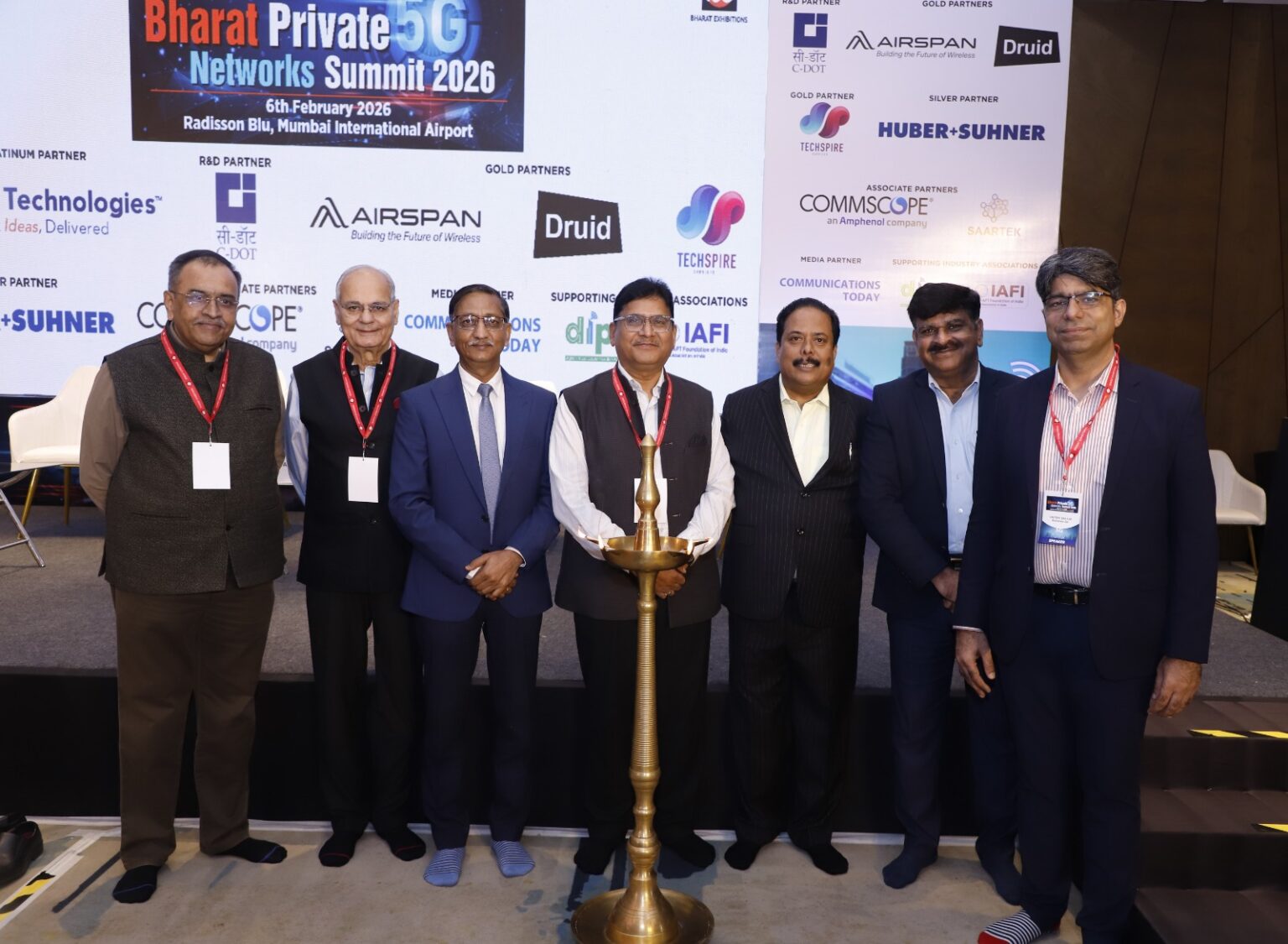 Private 5G Unleashed: Building Smart Networks for Digital Bharat - Tech ...